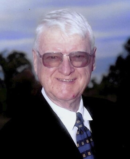 Findlay Quinn Obituary - Tweed, ON | Rushnell Funeral Homes Inc.